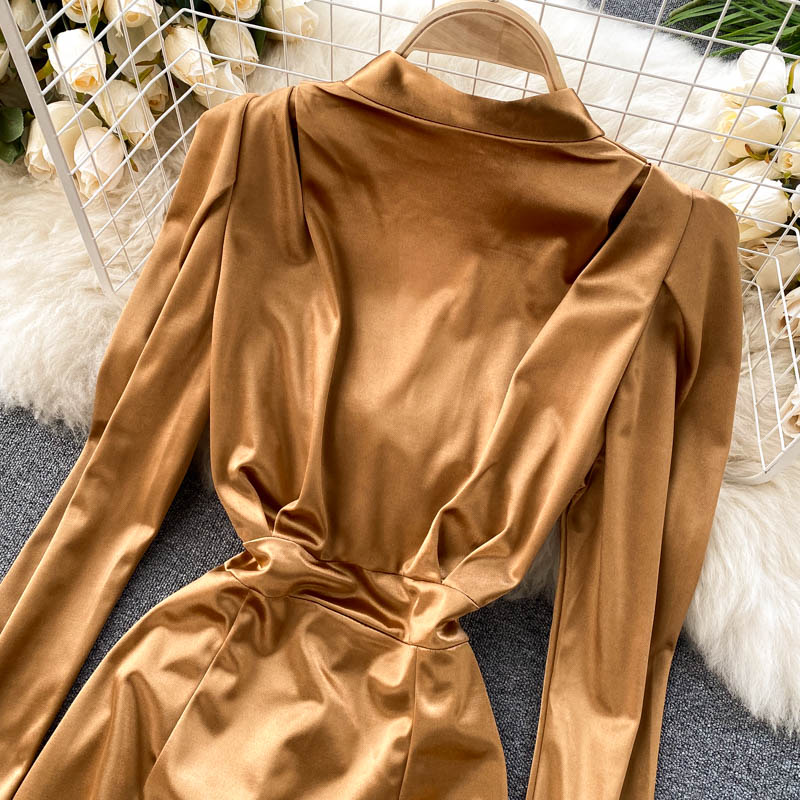 Insta-style Private Dress, Sexy Bodycon Dess, Deep V-neck, Pleated ...