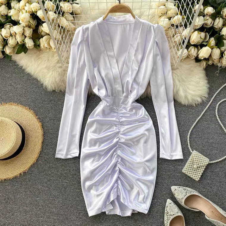 Insta-style Private Dress, Sexy Bodycon Dess, Deep V-neck, Pleated ...