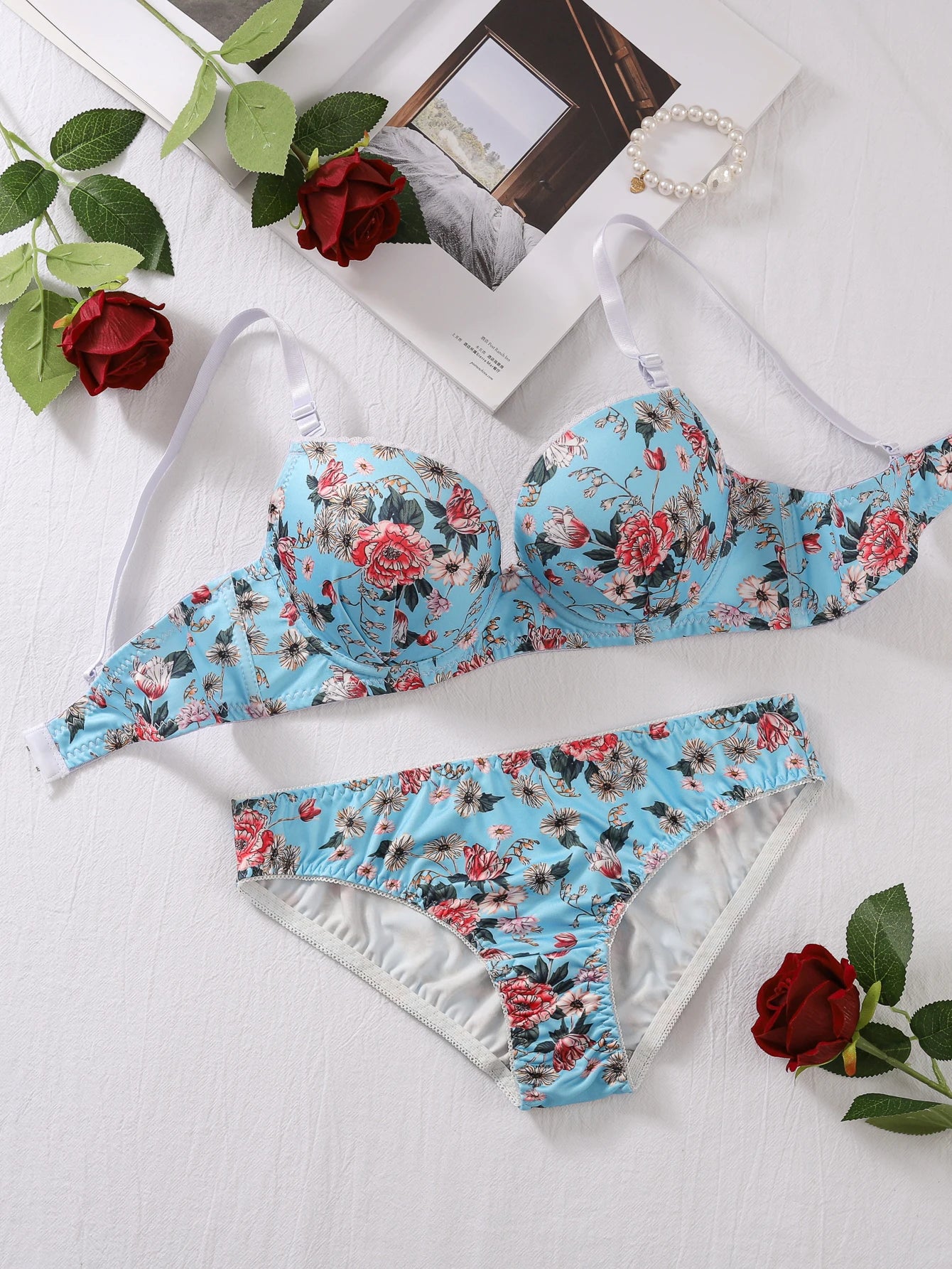 Floral Lace Padded Bra And Panty Set on Luulla
