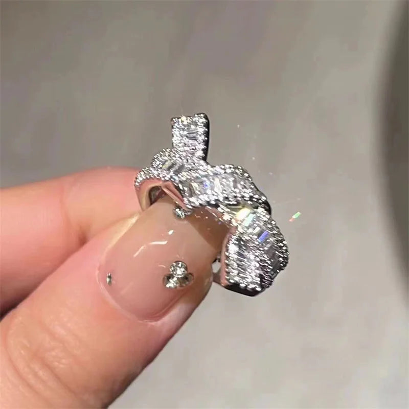 Sterling Silver Zigzag Design Crystal Band Ring on Luulla